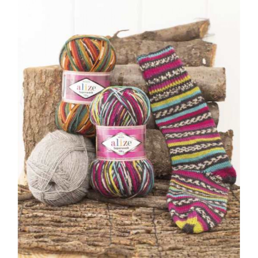 Суперуош комфорт сокс е умна прежда с програмиран принт ефект за ...